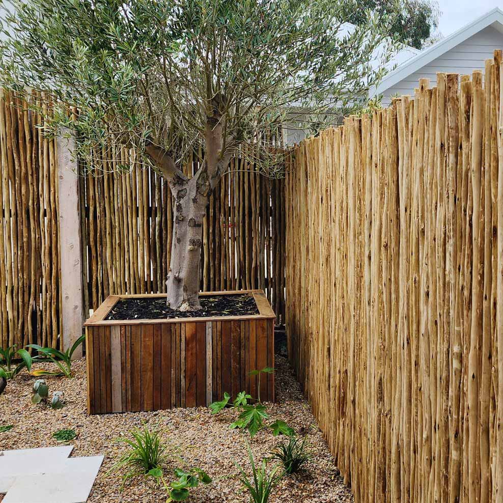 EkoStix Latte Poles, Stick Screening & Fencing – Chippy's Outdoor