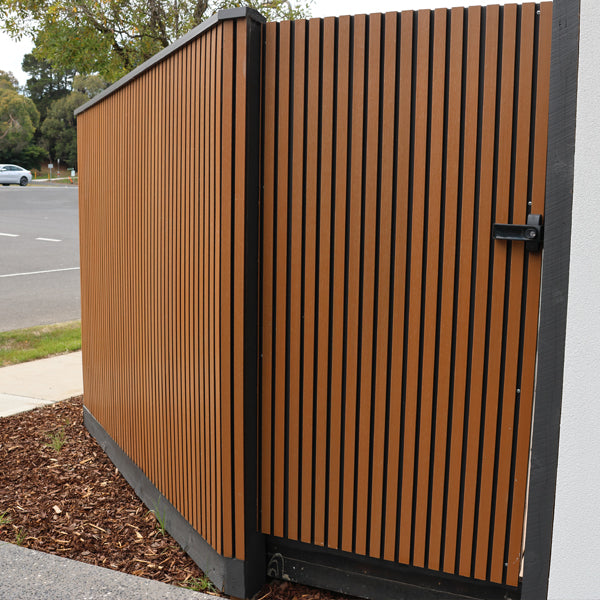 Castellation WPC Cladding Dual Tone 219 x 26mm x 2.9m – Chippy's Outdoor