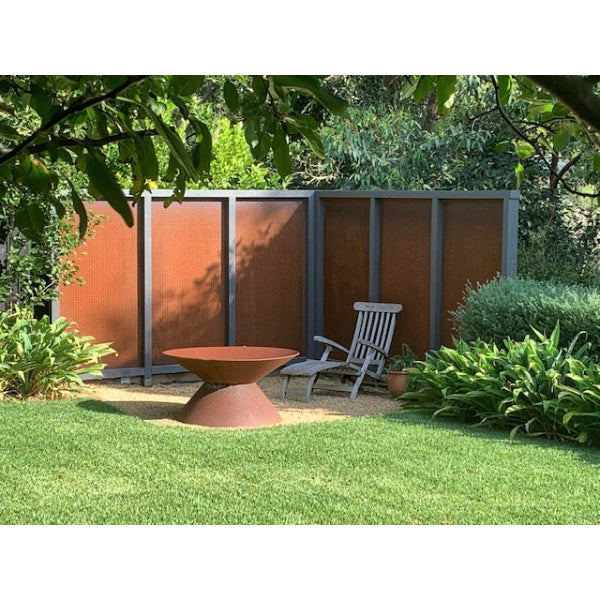 Rust Metal Screen: Pixel – Chippy's Outdoor