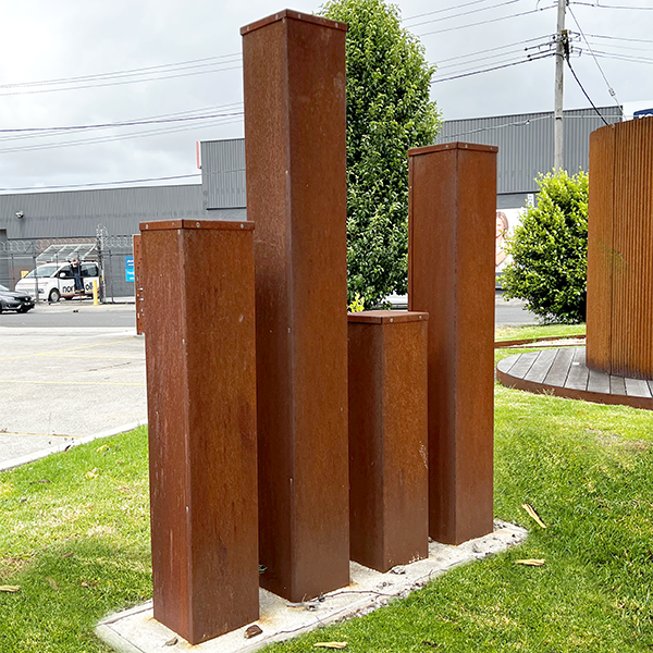 Corten Steel Post Facade 2pcs – Chippy's Outdoor